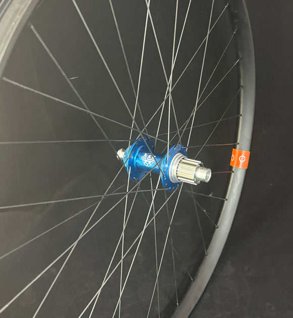 Serpentine Wheelset, 29", White Industries CLD+, Blue Hubs, MADE Displ ...